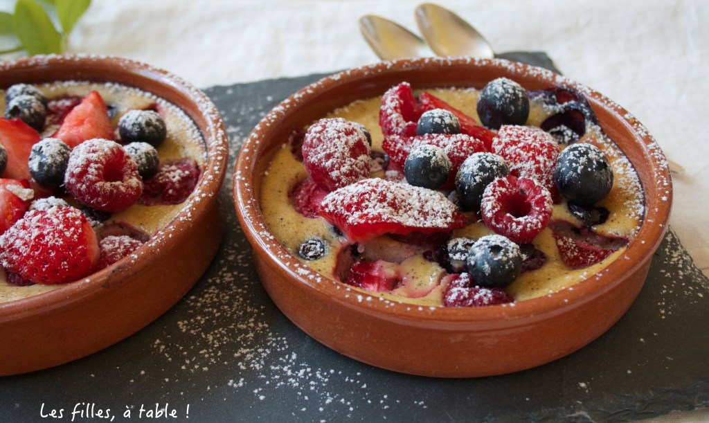 Ricotta gratinée aux fruits rouges – Les filles, à table