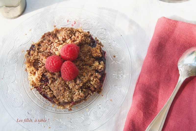 Fruits rouges en crumble (Ig bas) – Les filles, à table